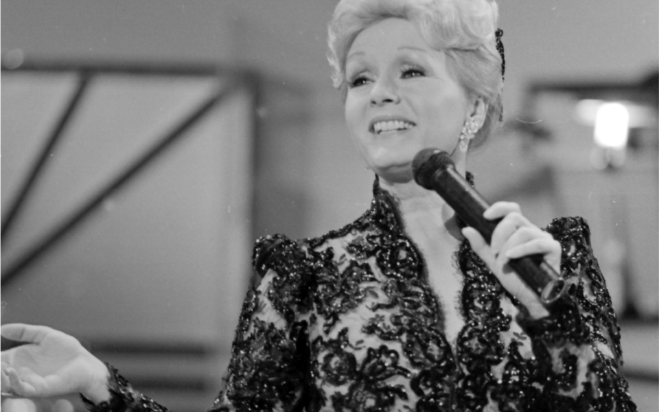 Debbie Reynolds in Las Vegas | The Neon Museum Las Vegas